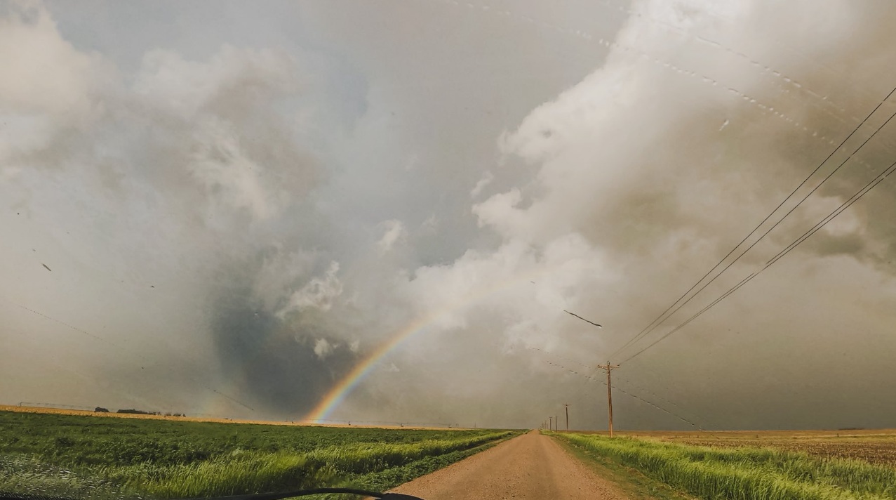 PHOTO The Growth Of The Invisible Monster Tornado In Grinnell Kansas