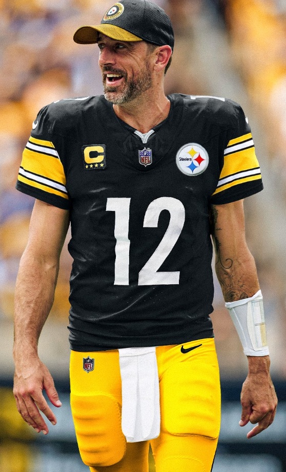 PHOTO Aaron Rodgers In A Pittsburgh Steelers Uniform