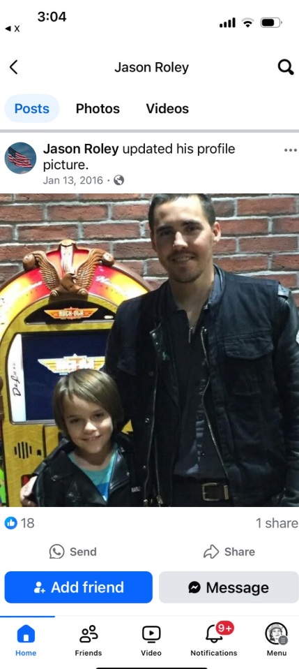 PHOTO Wess Roley Looking Very Innocent With His Dad In 2016