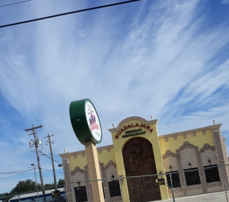 PHOTO Ethan Nieneker Liked Guadalajara Mexican Restaurant And Called It ...