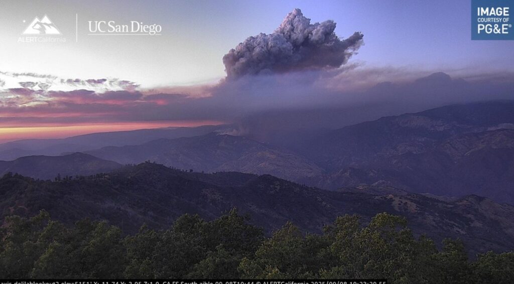 PHOTO Big Evening Pyrocumulus At The Garnet Fire Monday Night