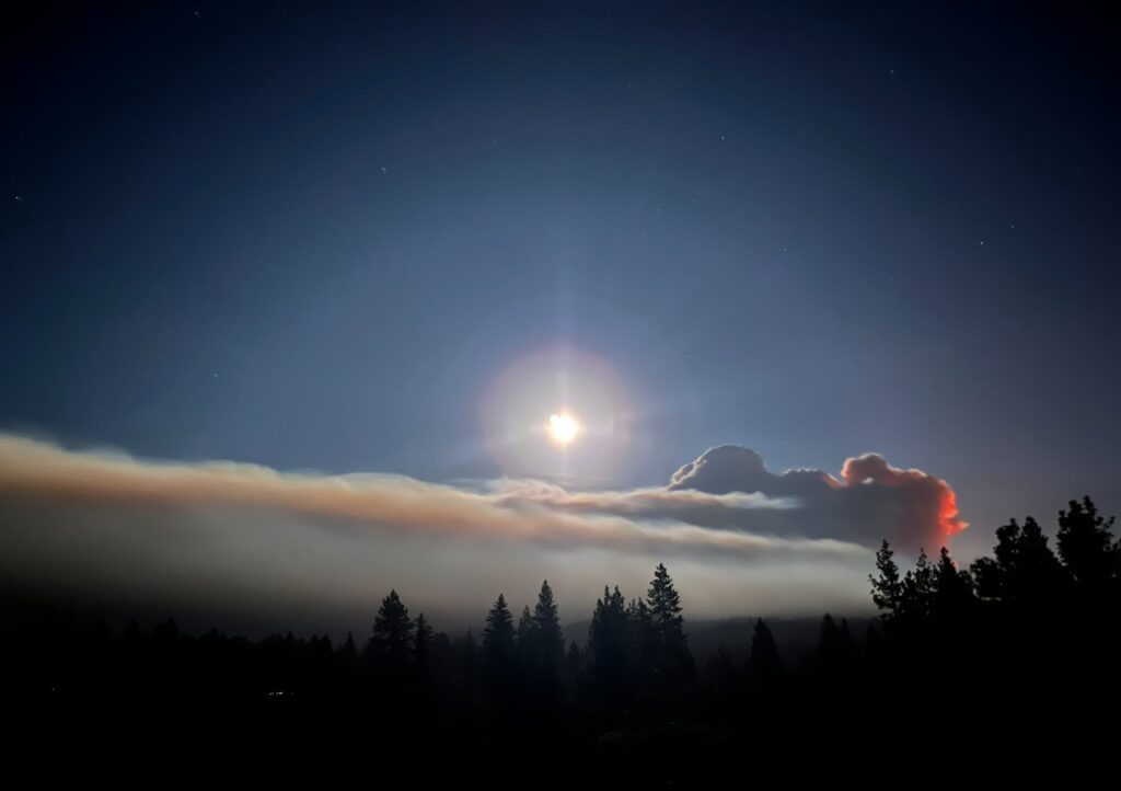 PHOTO Garnet Fire From West Side Of Shaver Lake