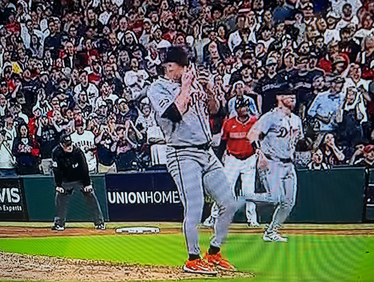 PHOTO Skubal’s Reaction To David Fry Taking A Ball In The Face Off The ...