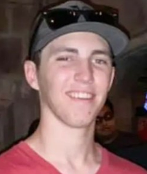 PHOTO Tyler Robinson Wore A Hat And Sunglasses Everywhere He Went