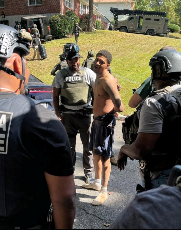 PHOTO Derrick Groves Was Only Wearing Shorts When He Was Arrested