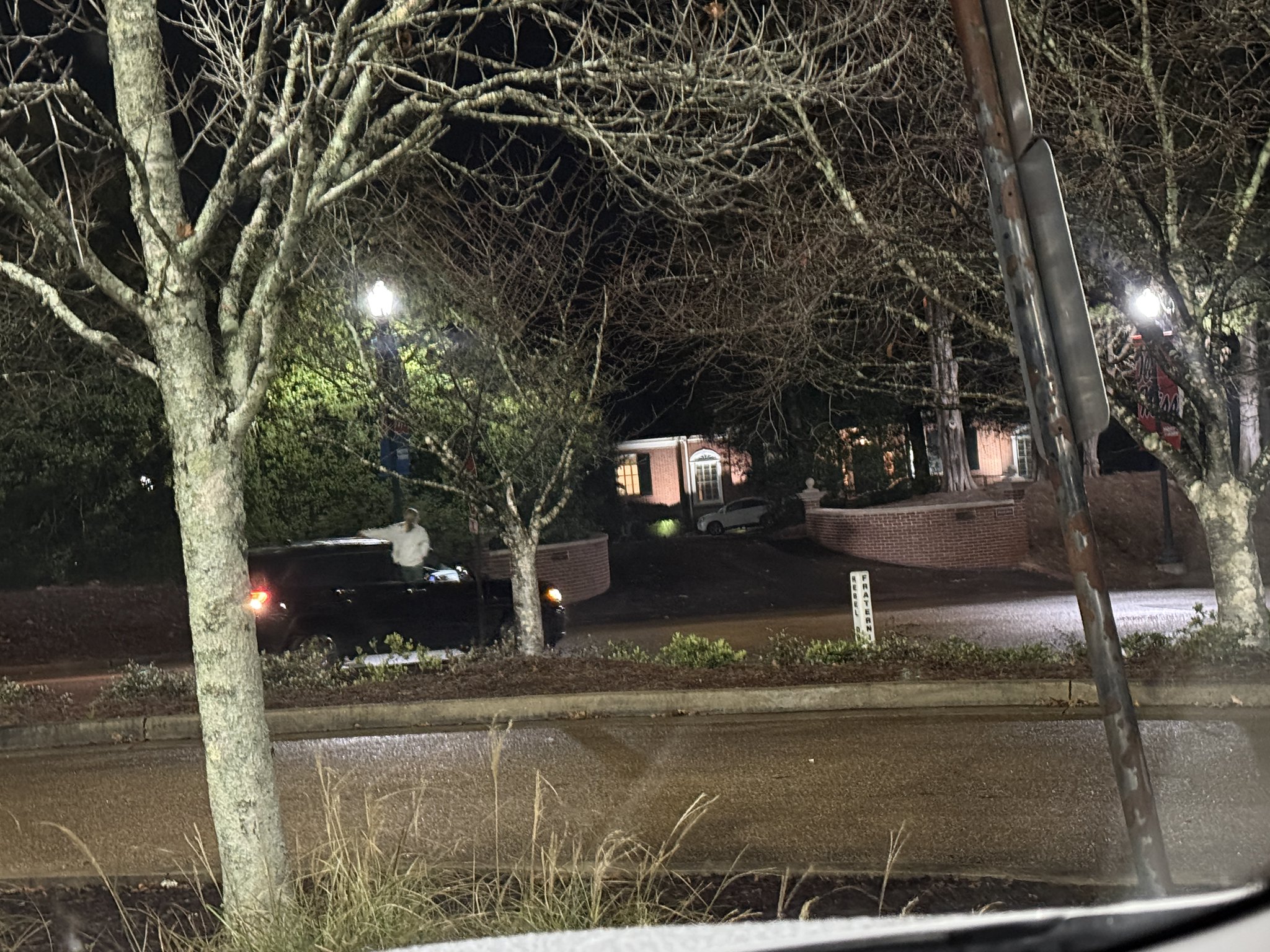 PHOTO Lane Kiffin Left University Of Mississippi’s Chancellors House At ...