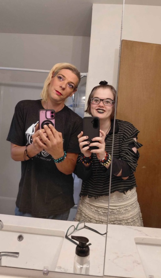 PHOTO Morgan Geyser Last Seen Taking Selfie With Charly