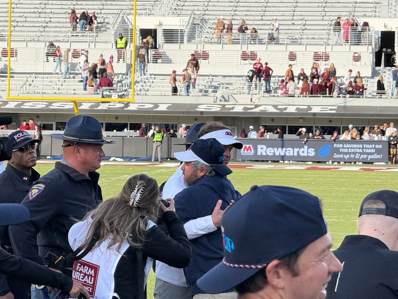 PHOTO Lane Kiffin Bidding Farewell To Pete Golding Because He Knew ...