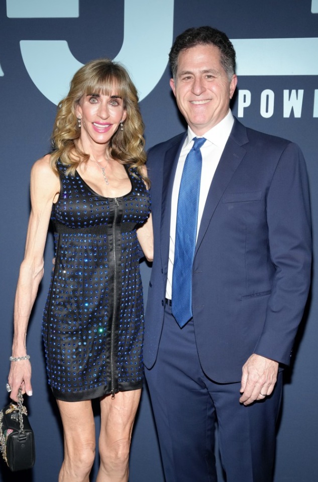 PHOTO Susan Dell Looks Like Stepford Wives